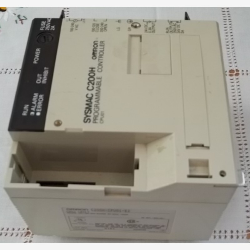 OMRON C200H-CPU01-E2