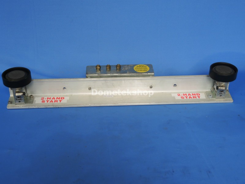 Mead 2-hand safety device CSV-107