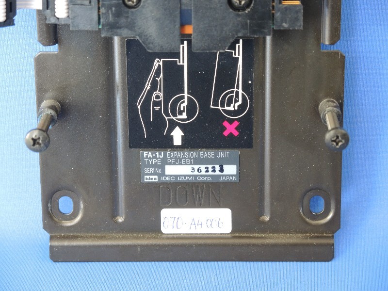 Idec PFJ-EB1 Expansion Base Unit