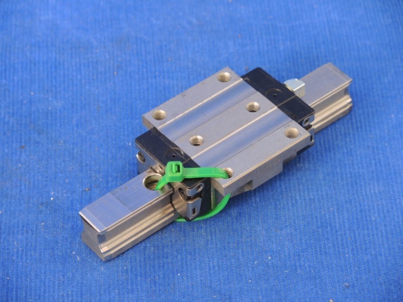 Rexroth rail and runner, 15 mm x 116 mm