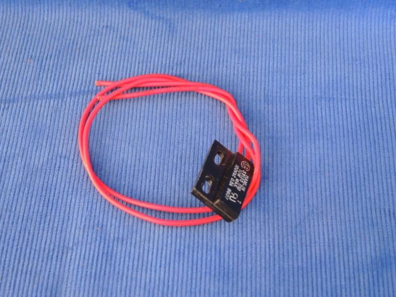 Hamlin 59135-010 Magnetic Sensor