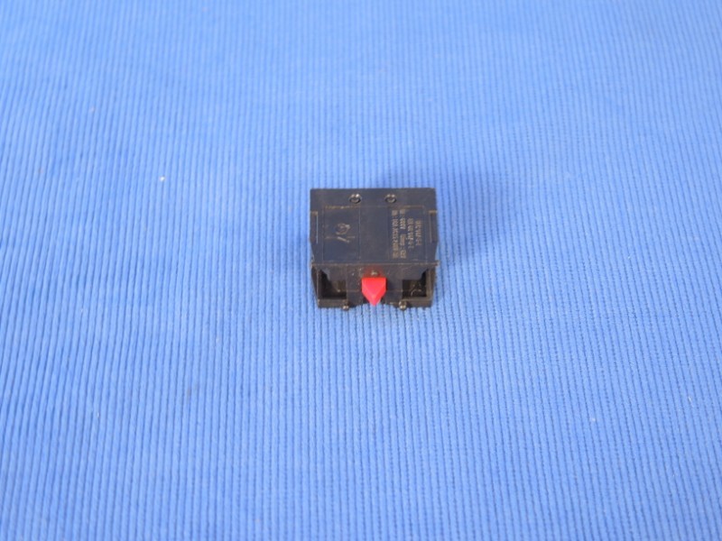 Telemecanique ZB2-BE102 contact block