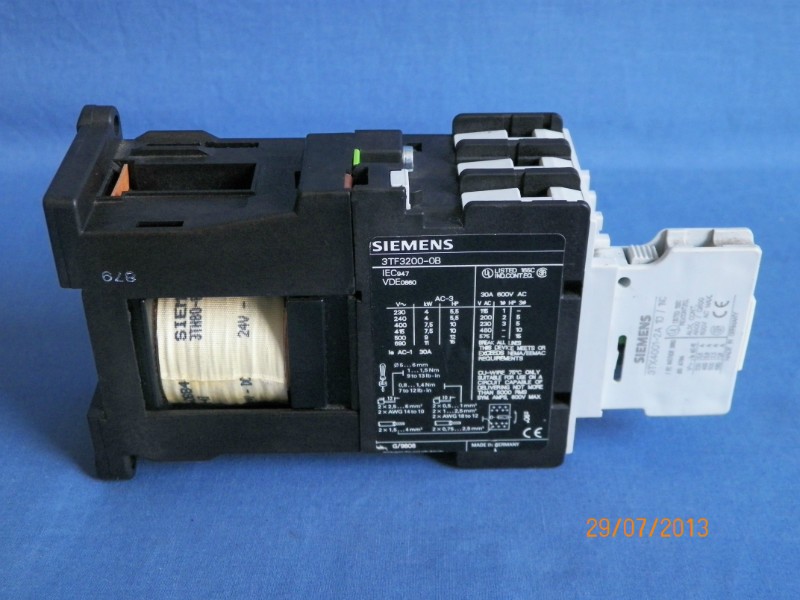 Siemens 3TF3200-0B with 3TX4001-2A