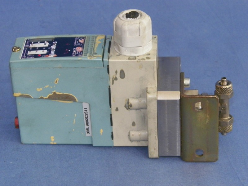 Telemecanique Nautilus XML A002C2S11