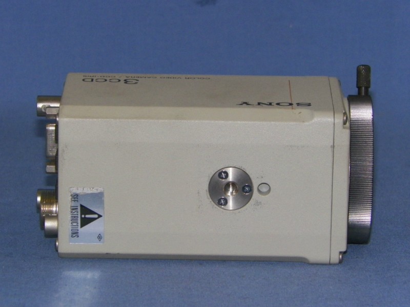Sony 3CCD DXC-930P
