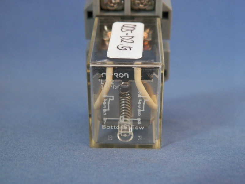 Omron LY2 12 VDC Relay with base